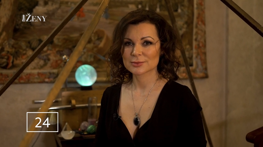 Kartářka slavných Helen Stanku o mužích a proč je single | Stream