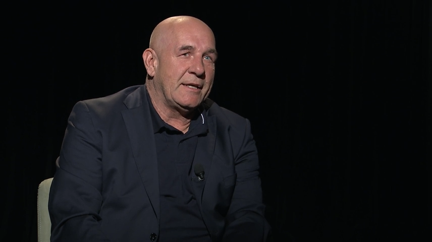 Kaskadér Martin Hub o jeho profesi a nejšílenějších scénách | Stream